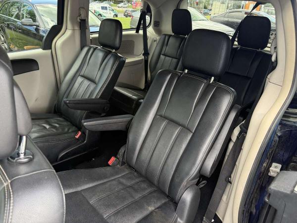Zils Lancia Voyager 2013 Kauņa, ar dzinēja tilpumu 2.80 L un nobraukumu 351 tūkst. km par 4850 €, foto 8 vietnē AUTOMOTO.COM.LV