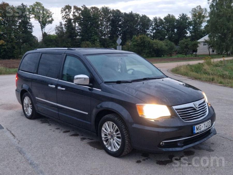 Zils Lancia Voyager 2013 Dobele, ar dzinēja tilpumu 2.80 L un nobraukumu 310 tūkst. km par 6500 €, foto 5 vietnē AUTOMOTO.COM.LV