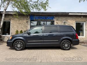 Blue Lancia Voyager 2014 in Tallinn, with an engine capacity of 2.80 L and mileage of 179 thousand km for 8990 €, photo 27 on AUTOMOTO.COM.LV