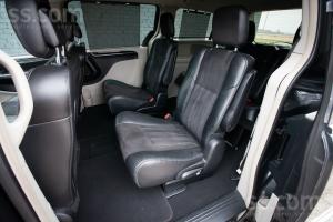Grey Lancia Voyager 2012 in Tukums, with an engine capacity of 2.80 L and mileage of 0 thousand km for 8990 €, photo 10 on AUTOMOTO.COM.LV