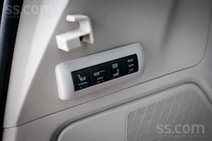 Grey Lancia Voyager 2012 in Tukums, with an engine capacity of 2.80 L and mileage of 0 thousand km for 8990 €, photo 26 on AUTOMOTO.COM.LV
