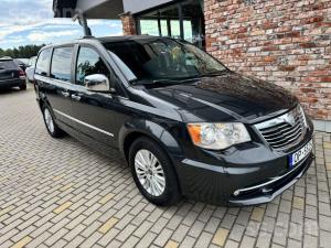 Grey Lancia Voyager 2012 in Talsi, with an engine capacity of 2.80 L and mileage of 286 thousand km for 7700 €, photo  on AUTOMOTO.COM.LV