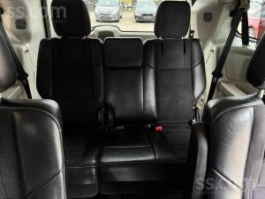 Grey Lancia Voyager 2012 in Talsi, with an engine capacity of 2.80 L and mileage of 286 thousand km for 7700 €, photo 24 on AUTOMOTO.COM.LV