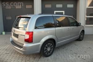 Pelēks Lancia Voyager 2016 Rīga, ar dzinēja tilpumu 2.80 L un nobraukumu 0 tūkst. km par 11690 €, foto 7 vietnē AUTOMOTO.COM.LV