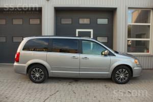 Pelēks Lancia Voyager 2016 Rīga, ar dzinēja tilpumu 2.80 L un nobraukumu 0 tūkst. km par 11690 €, foto 8 vietnē AUTOMOTO.COM.LV
