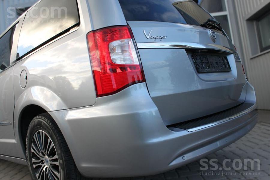 Pelēks Lancia Voyager 2016 Rīga, ar dzinēja tilpumu 2.80 L un nobraukumu 0 tūkst. km par 11690 €, foto 16 vietnē AUTOMOTO.COM.LV