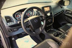 Pelēks Lancia Voyager 2016 Rīga, ar dzinēja tilpumu 2.80 L un nobraukumu 0 tūkst. km par 11690 €, foto 21 vietnē AUTOMOTO.COM.LV