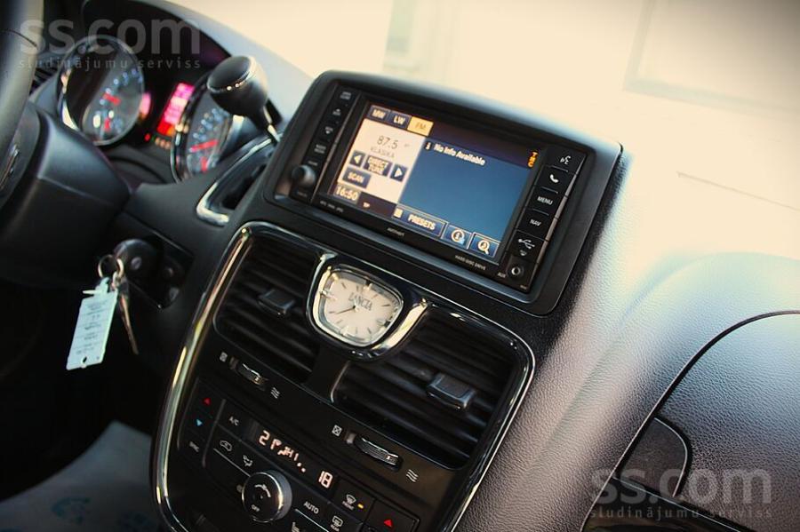 Pelēks Lancia Voyager 2016 Rīga, ar dzinēja tilpumu 2.80 L un nobraukumu 0 tūkst. km par 11690 €, foto 25 vietnē AUTOMOTO.COM.LV