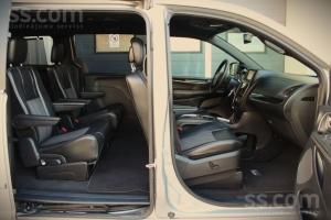 Pelēks Lancia Voyager 2016 Rīga, ar dzinēja tilpumu 2.80 L un nobraukumu 0 tūkst. km par 11690 €, foto 27 vietnē AUTOMOTO.COM.LV