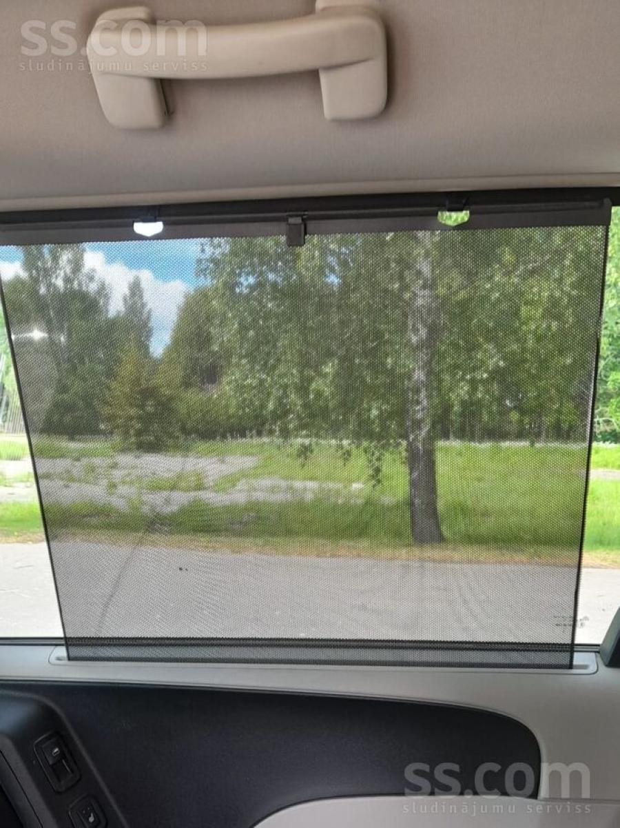 Pelēks Lancia Voyager 2011 Jūrmala, ar dzinēja tilpumu 2.80 L un nobraukumu 270 tūkst. km par 7700 €, foto 8 vietnē AUTOMOTO.COM.LV