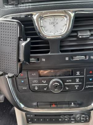Pelēks Lancia Voyager 2011 Jūrmala, ar dzinēja tilpumu 2.80 L un nobraukumu 270 tūkst. km par 7700 €, foto 11 vietnē AUTOMOTO.COM.LV