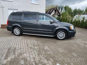 Pelēks Lancia Voyager 2011 Rīga, ar dzinēja tilpumu 2.80 L un nobraukumu 287 tūkst. km par 8900 €, foto 3 vietnē AUTOMOTO.COM.LV