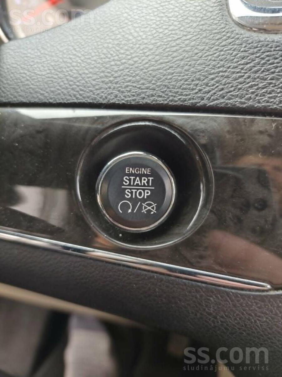 Pelēks Lancia Voyager 2011 Rīga, ar dzinēja tilpumu 2.80 L un nobraukumu 287 tūkst. km par 8900 €, foto 17 vietnē AUTOMOTO.COM.LV