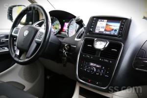 Pelēks Lancia Voyager 2012 Rīga, ar dzinēja tilpumu 2.80 L un nobraukumu 0 tūkst. km par 5995 €, foto 15 vietnē AUTOMOTO.COM.LV