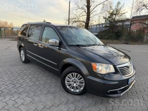 Pelēks Lancia Voyager 2012 Rīga, ar dzinēja tilpumu 2.80 L un nobraukumu 0 tūkst. km par 7850 €, foto 7 vietnē AUTOMOTO.COM.LV