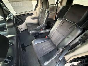 Pelēks Lancia Voyager 2012 Rīga, ar dzinēja tilpumu 2.80 L un nobraukumu 0 tūkst. km par 7850 €, foto 18 vietnē AUTOMOTO.COM.LV