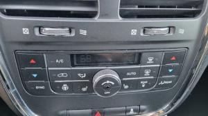 Pelēks Lancia Voyager 2012 Rīga, ar dzinēja tilpumu 2.80 L un nobraukumu 224 tūkst. km par 8550 €, foto 25 vietnē AUTOMOTO.COM.LV