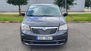 Pelēks Lancia Voyager 2012 Rīga, ar dzinēja tilpumu 2.80 L un nobraukumu 224 tūkst. km par 8550 €, foto 37 vietnē AUTOMOTO.COM.LV