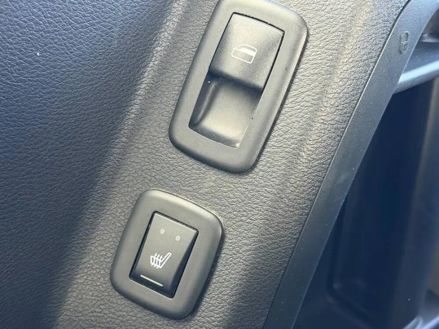 Pelēks Lancia Voyager 2012 Rīga, ar dzinēja tilpumu 2.80 L un nobraukumu 199 tūkst. km par 5500 €, foto 22 vietnē AUTOMOTO.COM.LV