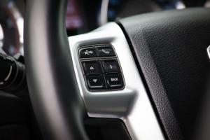 Pelēks Lancia Voyager 2012 Rīga, ar dzinēja tilpumu 2.80 L un nobraukumu 226 tūkst. km par 10490 €, foto 16 vietnē AUTOMOTO.COM.LV