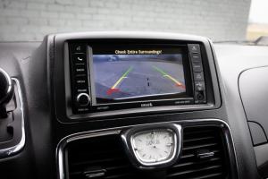 Pelēks Lancia Voyager 2012 Rīga, ar dzinēja tilpumu 2.80 L un nobraukumu 226 tūkst. km par 10490 €, foto 20 vietnē AUTOMOTO.COM.LV