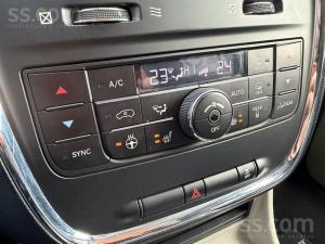 Серый Лянча Voyager 2012 в Елгава, объемом двигателя 2.80 л и пробегом 228 тыс. км за 7700 €, фото 22 на AUTOMOTO.COM.LV