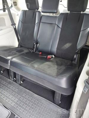 Grey Lancia Voyager 2012 in Riga, with an engine capacity of 2.80 L and mileage of 322 thousand km for 7200 €, photo 13 on AUTOMOTO.COM.LV