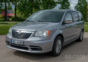 Серый Лянча Voyager 2013 в Цесис, объемом двигателя 2.80 л и пробегом 220 тыс. км за 10300 €, фото 3 на AUTOMOTO.COM.LV