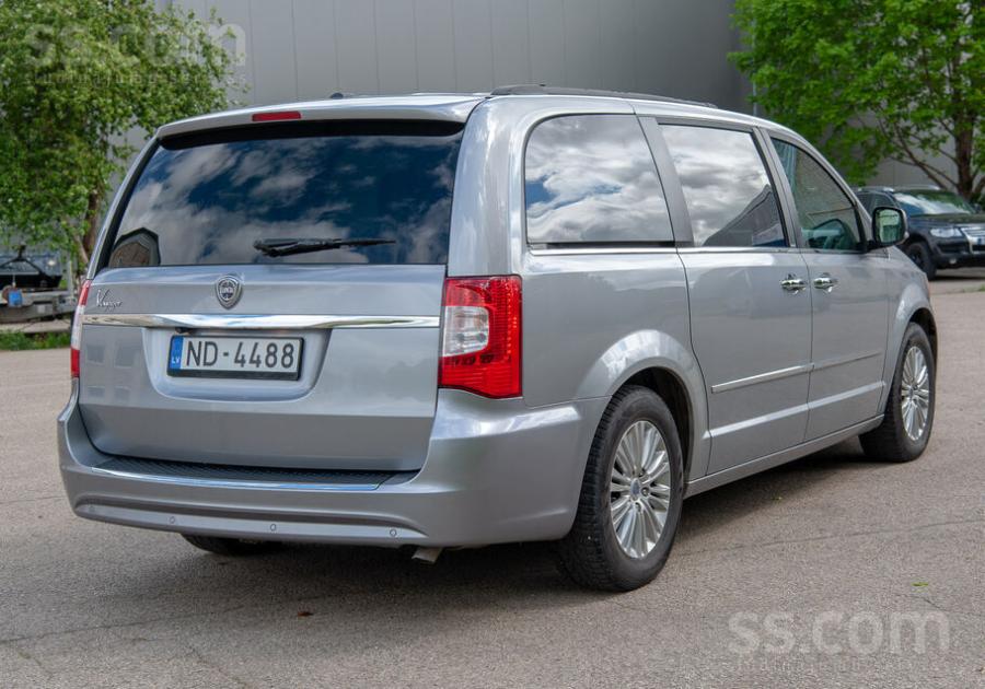 Серый Лянча Voyager 2013 в Цесис, объемом двигателя 2.80 л и пробегом 220 тыс. км за 10300 €, фото 6 на AUTOMOTO.COM.LV