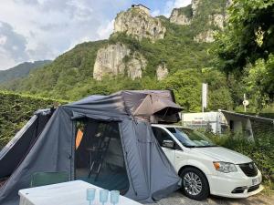 Grey Lancia Voyager 2013 in Talsi, with an engine capacity of 2.80 L and mileage of 270 thousand km for 11200 €, photo 9 on AUTOMOTO.COM.LV