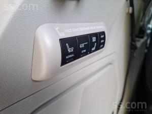 Серый Лянча Voyager 2013 в Рига, объемом двигателя 2.80 л и пробегом 220 тыс. км за 8250 €, фото 12 на AUTOMOTO.COM.LV