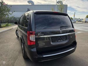 Pelēks Lancia Voyager 2013 Kauņa, ar dzinēja tilpumu 2.80 L un nobraukumu 241 tūkst. km par 5550 €, foto 26 vietnē AUTOMOTO.COM.LV