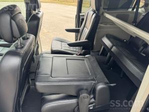 Pelēks Lancia Voyager 2014 Ogre, ar dzinēja tilpumu 2.80 L un nobraukumu 216 tūkst. km par 9280 €, foto 24 vietnē AUTOMOTO.COM.LV