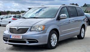 Pelēks Lancia Voyager 2014 Tauragė, ar dzinēja tilpumu 2.80 L un nobraukumu 268 tūkst. km par 4600 €, foto  vietnē AUTOMOTO.COM.LV