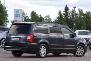 Серый Лянча Voyager 2014 в Тукумс, объемом двигателя 2.80 л и пробегом 230 тыс. км за 8000 €, фото 3 на AUTOMOTO.COM.LV