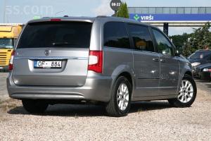 Pelēks Lancia Voyager 2015 Tukums, ar dzinēja tilpumu 2.80 L un nobraukumu 0 tūkst. km par 12700 €, foto 5 vietnē AUTOMOTO.COM.LV