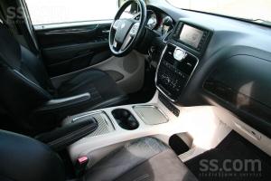Pelēks Lancia Voyager 2015 Tukums, ar dzinēja tilpumu 2.80 L un nobraukumu 0 tūkst. km par 12700 €, foto 7 vietnē AUTOMOTO.COM.LV