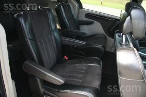Pelēks Lancia Voyager 2015 Tukums, ar dzinēja tilpumu 2.80 L un nobraukumu 0 tūkst. km par 12700 €, foto 8 vietnē AUTOMOTO.COM.LV