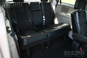 Pelēks Lancia Voyager 2015 Tukums, ar dzinēja tilpumu 2.80 L un nobraukumu 0 tūkst. km par 12700 €, foto 9 vietnē AUTOMOTO.COM.LV