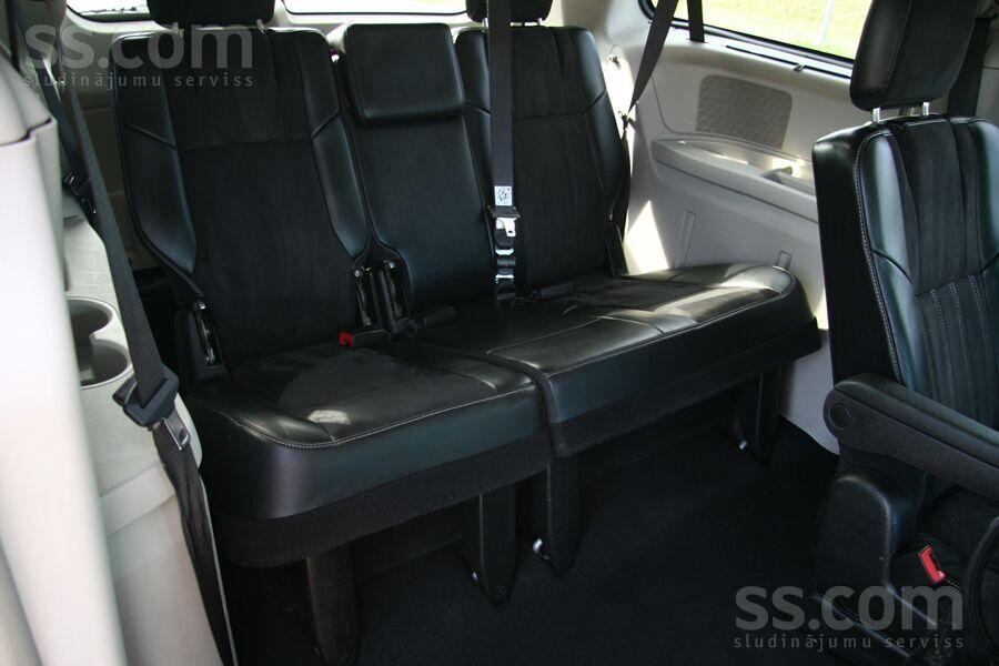 Pelēks Lancia Voyager 2015 Tukums, ar dzinēja tilpumu 2.80 L un nobraukumu 0 tūkst. km par 12700 €, foto 9 vietnē AUTOMOTO.COM.LV