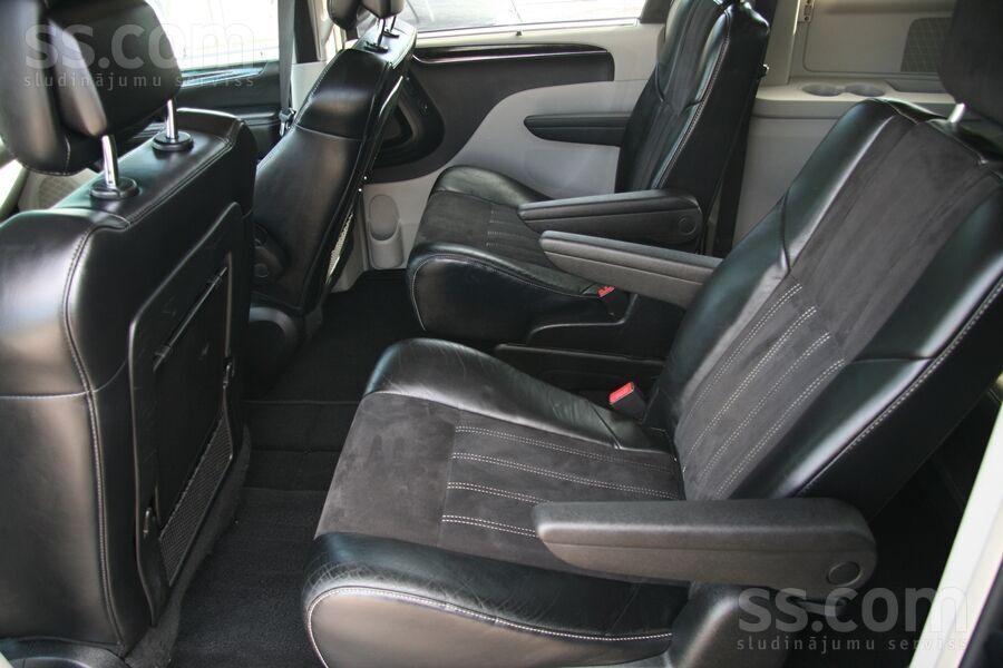 Pelēks Lancia Voyager 2015 Tukums, ar dzinēja tilpumu 2.80 L un nobraukumu 0 tūkst. km par 12700 €, foto 11 vietnē AUTOMOTO.COM.LV