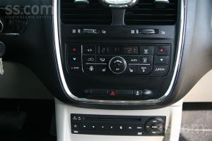 Pelēks Lancia Voyager 2015 Tukums, ar dzinēja tilpumu 2.80 L un nobraukumu 0 tūkst. km par 12700 €, foto 13 vietnē AUTOMOTO.COM.LV