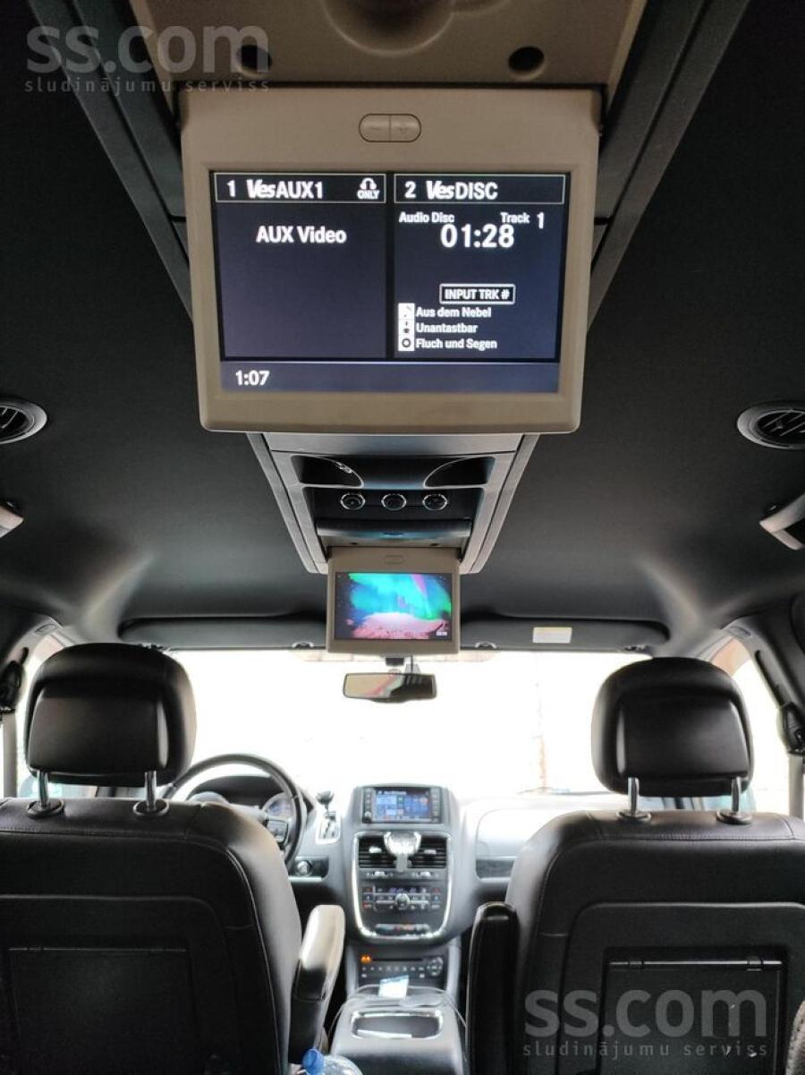 Pelēks Lancia Voyager 2015 Rīga, ar dzinēja tilpumu 2.80 L un nobraukumu 151 tūkst. km par 9980 €, foto 6 vietnē AUTOMOTO.COM.LV