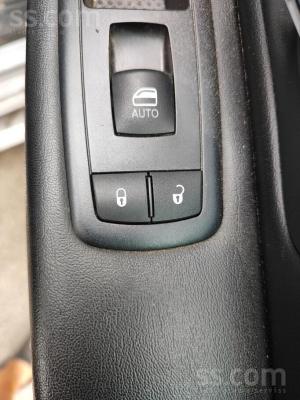 Pelēks Lancia Voyager 2015 Rīga, ar dzinēja tilpumu 2.80 L un nobraukumu 151 tūkst. km par 9980 €, foto 19 vietnē AUTOMOTO.COM.LV