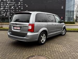 Pelēks Lancia Voyager 2015 Rīga, ar dzinēja tilpumu 2.80 L un nobraukumu 0 tūkst. km par 8500 €, foto 5 vietnē AUTOMOTO.COM.LV