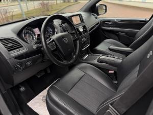 Pelēks Lancia Voyager 2015 Rīga, ar dzinēja tilpumu 2.80 L un nobraukumu 0 tūkst. km par 8500 €, foto 9 vietnē AUTOMOTO.COM.LV