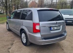 Серый Лянча Voyager 2015 в Елгава, объемом двигателя 2.80 л и пробегом 187 тыс. км за 10750 €, фото 8 на AUTOMOTO.COM.LV