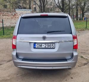 Серый Лянча Voyager 2015 в Елгава, объемом двигателя 2.80 л и пробегом 187 тыс. км за 10750 €, фото 10 на AUTOMOTO.COM.LV
