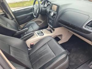 Серый Лянча Voyager 2015 в Елгава, объемом двигателя 2.80 л и пробегом 187 тыс. км за 10750 €, фото 13 на AUTOMOTO.COM.LV