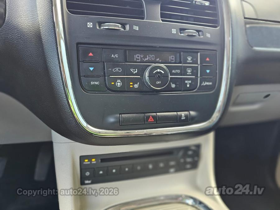 Серый Лянча Voyager 2012 в Таллин, объемом двигателя 2.80 л и пробегом 248 тыс. км за 4998 €, фото 22 на AUTOMOTO.COM.LV